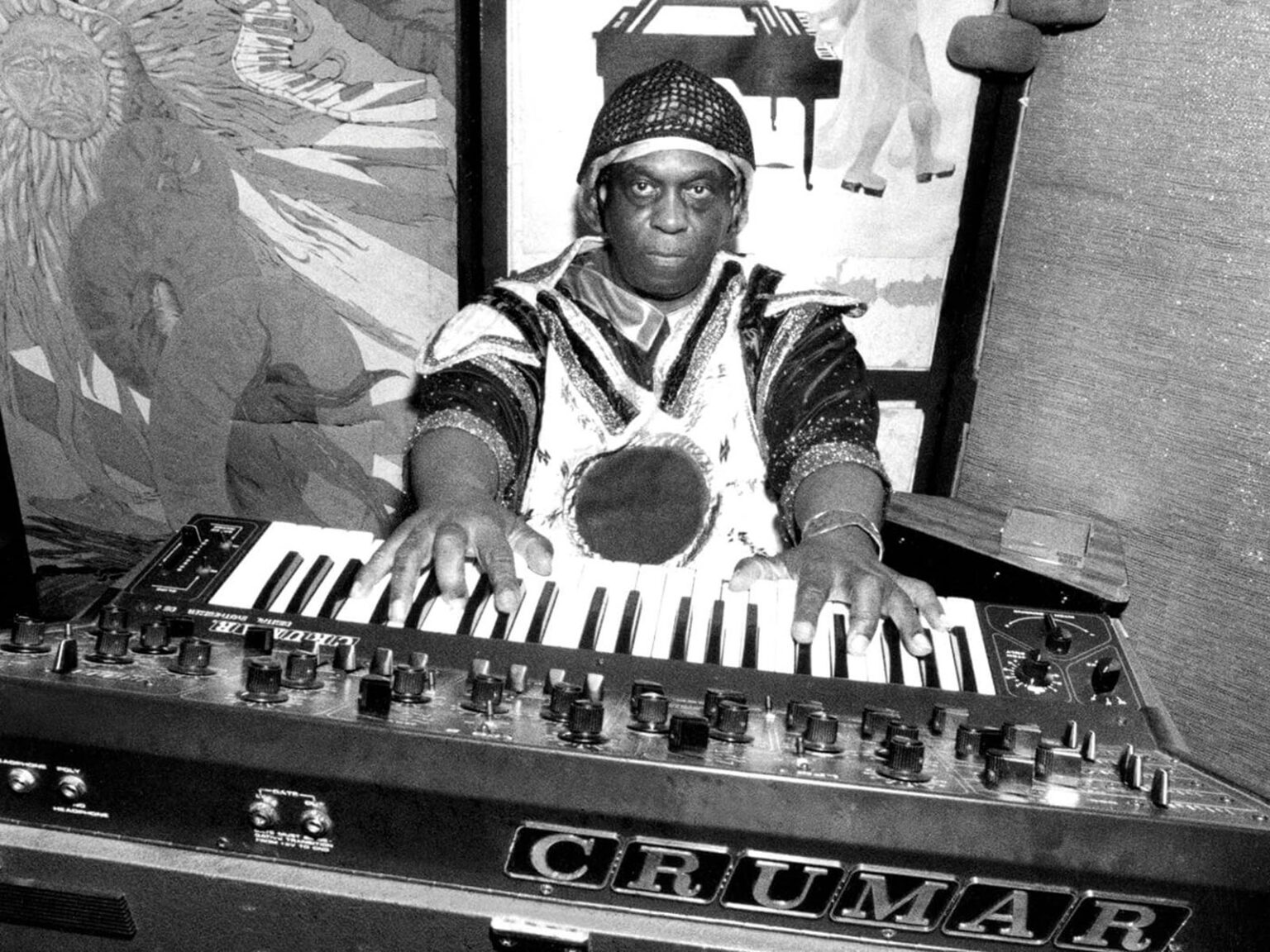 Watch Sun Ra and his Intergalactic Arkestra tear through Paris in 1972 ...
