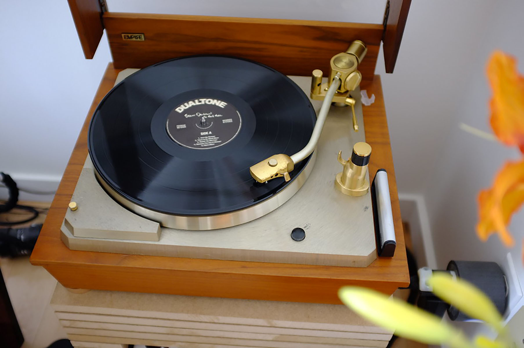 Empire Troubador 598 Turntable: Exit to Vintage Street | In Sheeps Clothing
