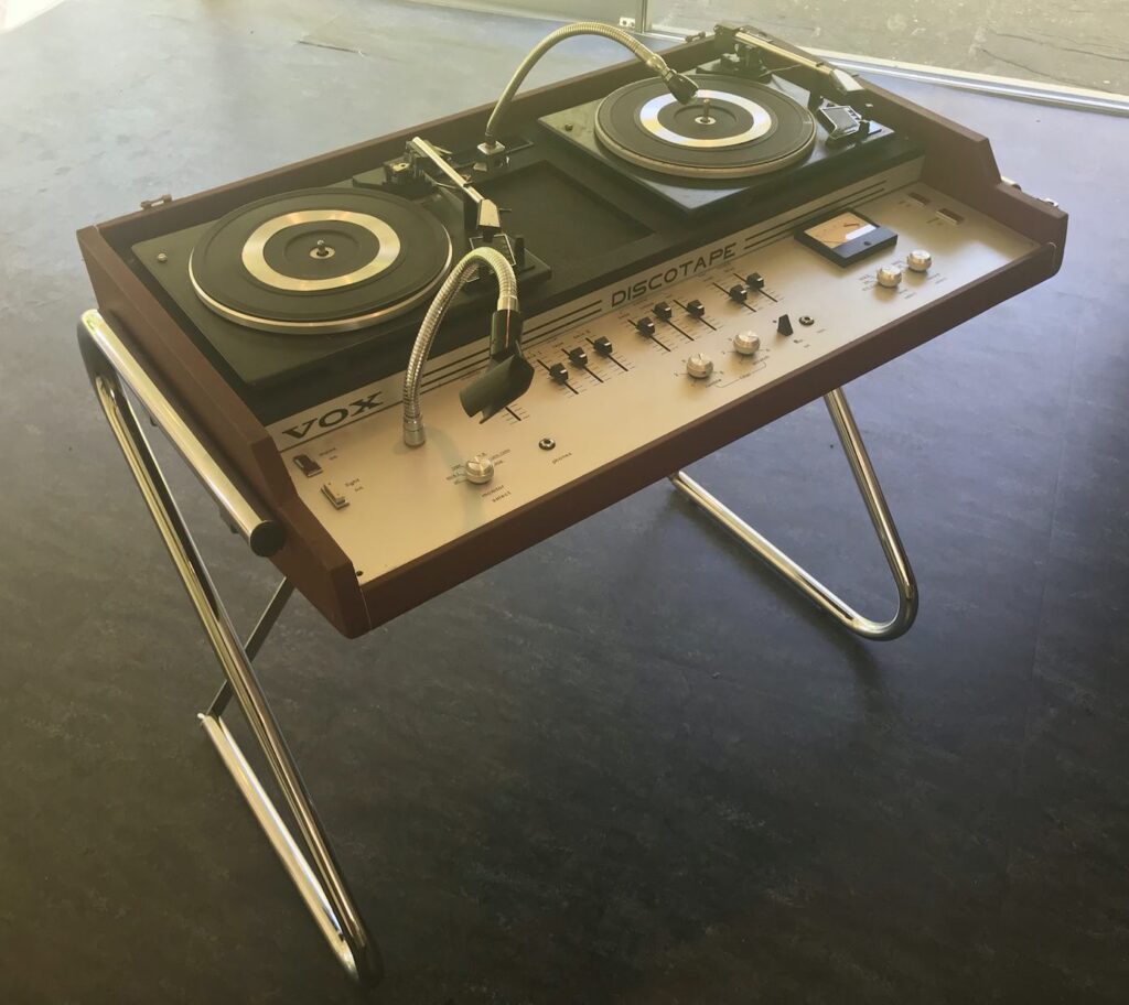 All Hail the Vox Discotape Unit: Two Garrard Turntables, Built-In Mixer ...